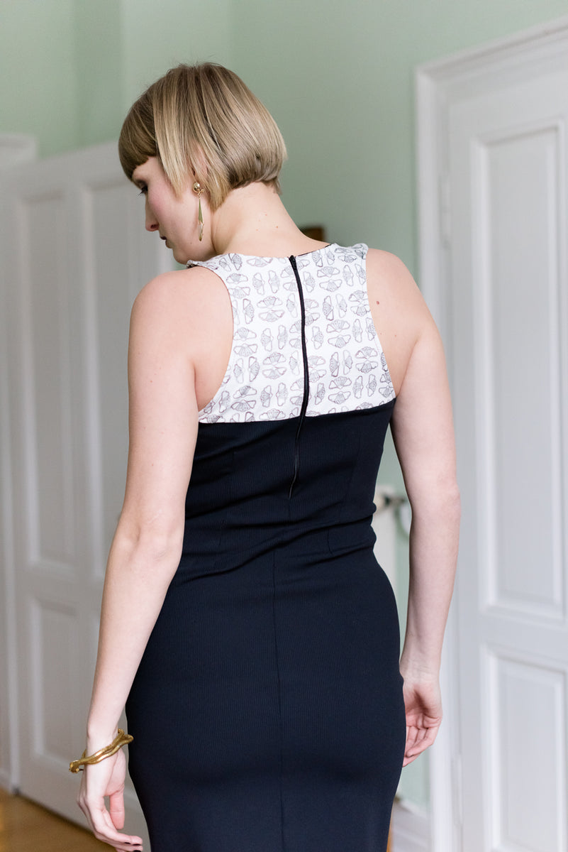 Hault Her Dress – Adhesif Clothing